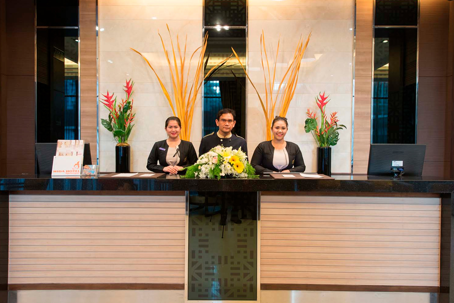 About – MIDA HOTEL NGAMWONGWAN